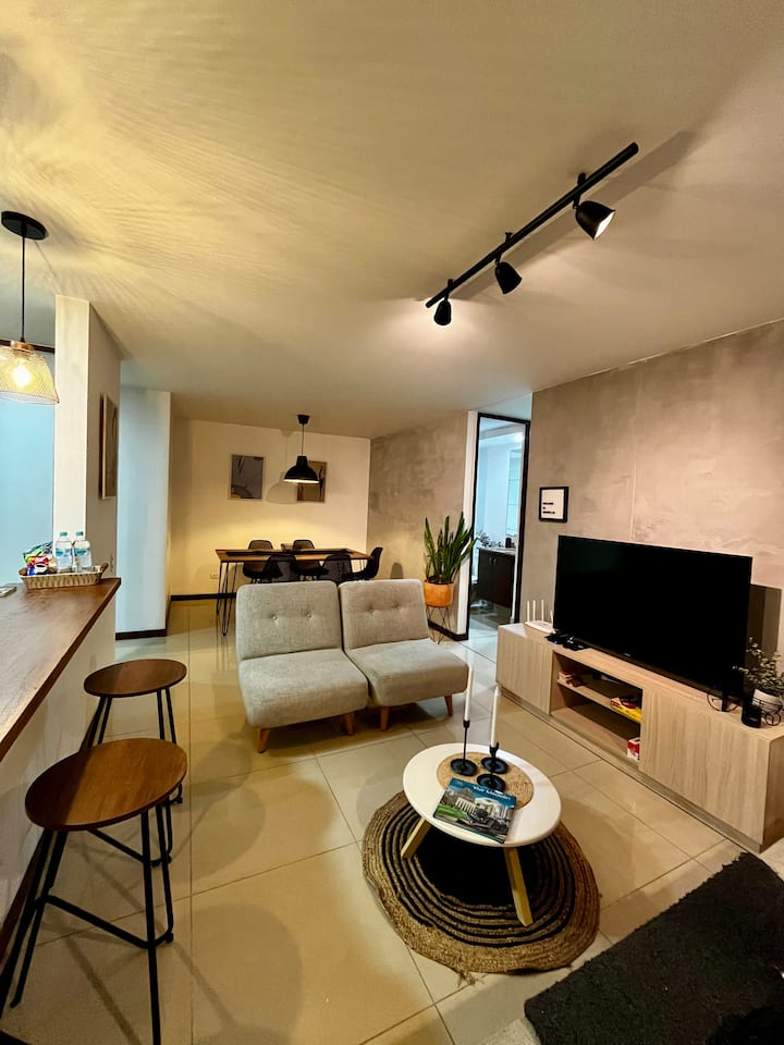 3 Br Apt, Best Spot, Selfcheckin, Gym, Parking - Medellín