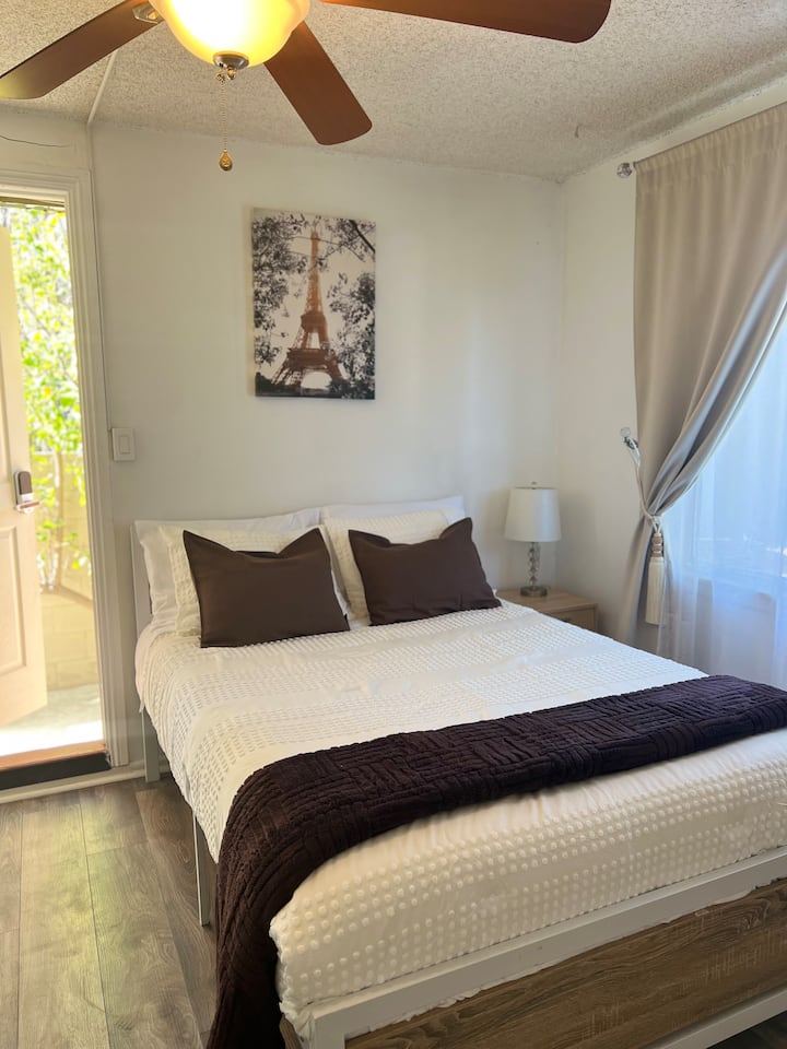 A Completely Privet Room With All You Need! - Hidden Hills, CA