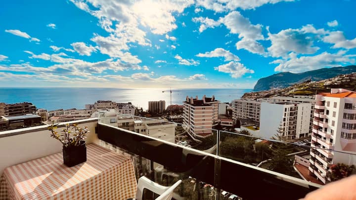 Ocean View T1, Private Balcony, Near Beach & Svcs. - Madeira