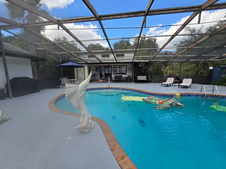 Tranquil Guest Home With Beautiful Salt Water Pool - Inverness, FL