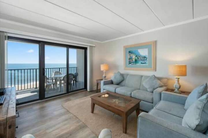 Delightful Ocean Front Unit - Awesome Ocean Views! - Ocean City, MD