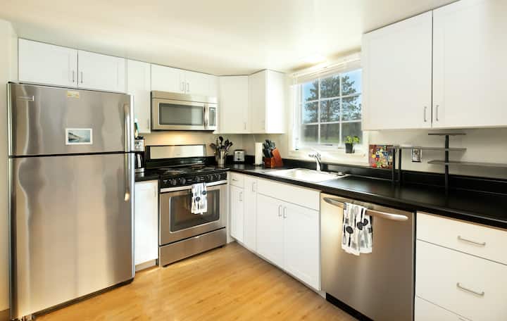 Sugarloaf Condo E4 - Glen Arbor, MI