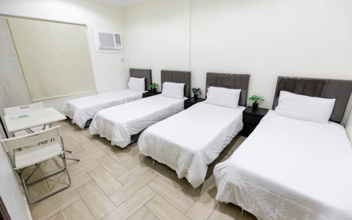 10 Minute Walk To Al-haram 1-bedroom With 4 Beds - Makkah