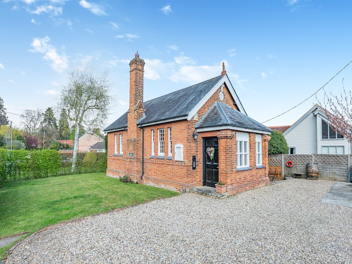 The Old Parish Hall - Saffron Walden
