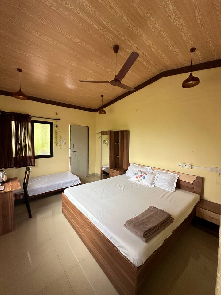 Rs Farms - Ac Room At A Farm Near Mumbai - Kalyan