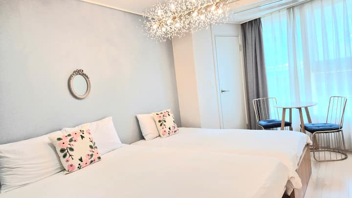 5*h}해운대바다1분#오션뷰#스카이캡슐#lct.워터파크#연인가족출장친구우정여행 #무료주차 - Busan