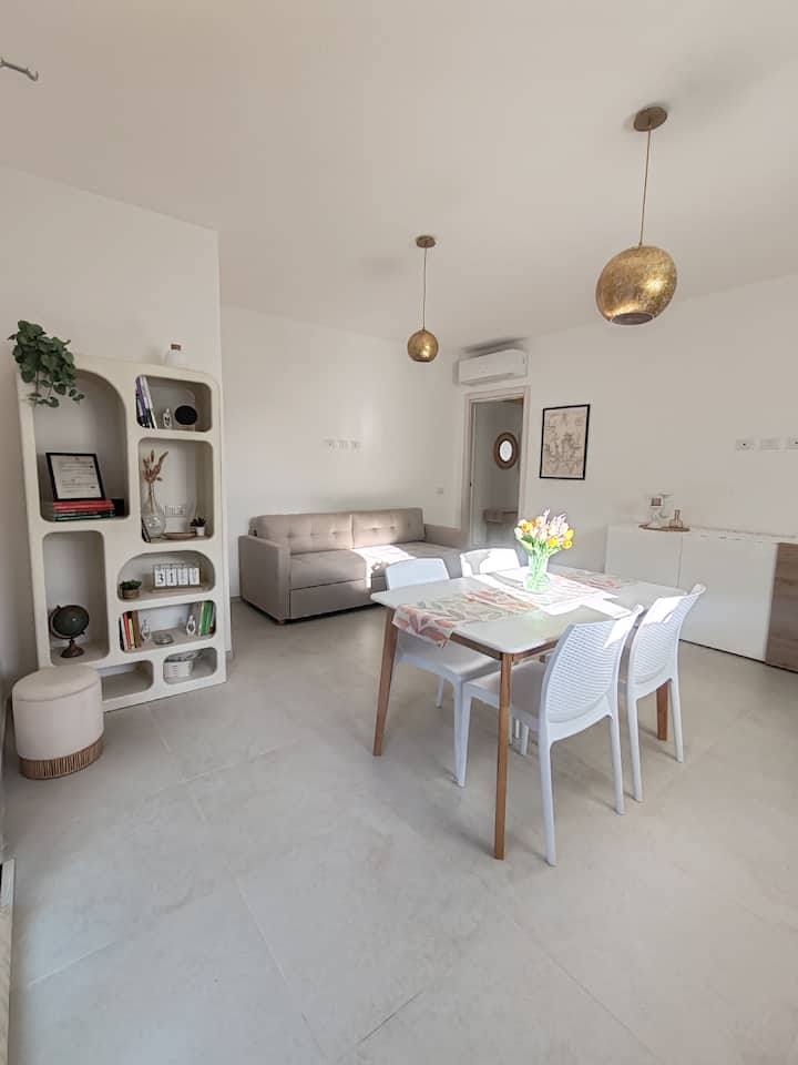 La Casa Di Sam, Luminoso E Rilassante Appartamento - Olbia