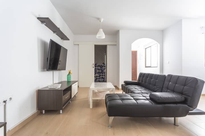 Cómodo Apartamento En Puerto De Santa María - Puerto Real
