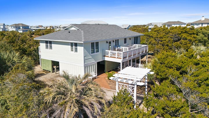 Charming Bhi Cottage - 4 Bedrooms And Club Access! - Bald Head Island, NC