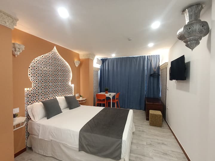 "Al-andalus Hause" A 9 Min En Metro Del Centro - San Juan de Aznalfarache