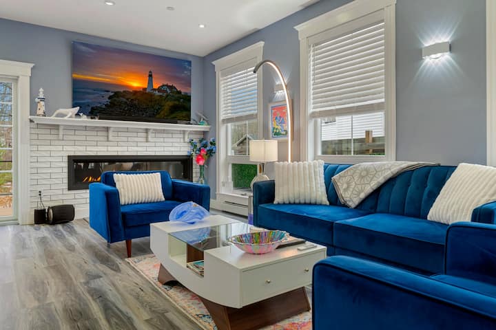 Brand-new Luxe Retreat | Hot Tub + Fire Pit - Portland, ME