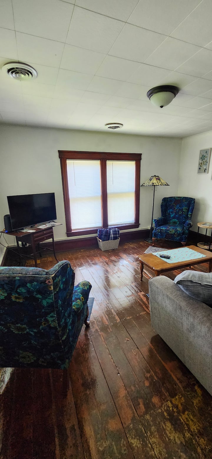 Watkins Glen Overlook Apt - Watkins Glen, NY