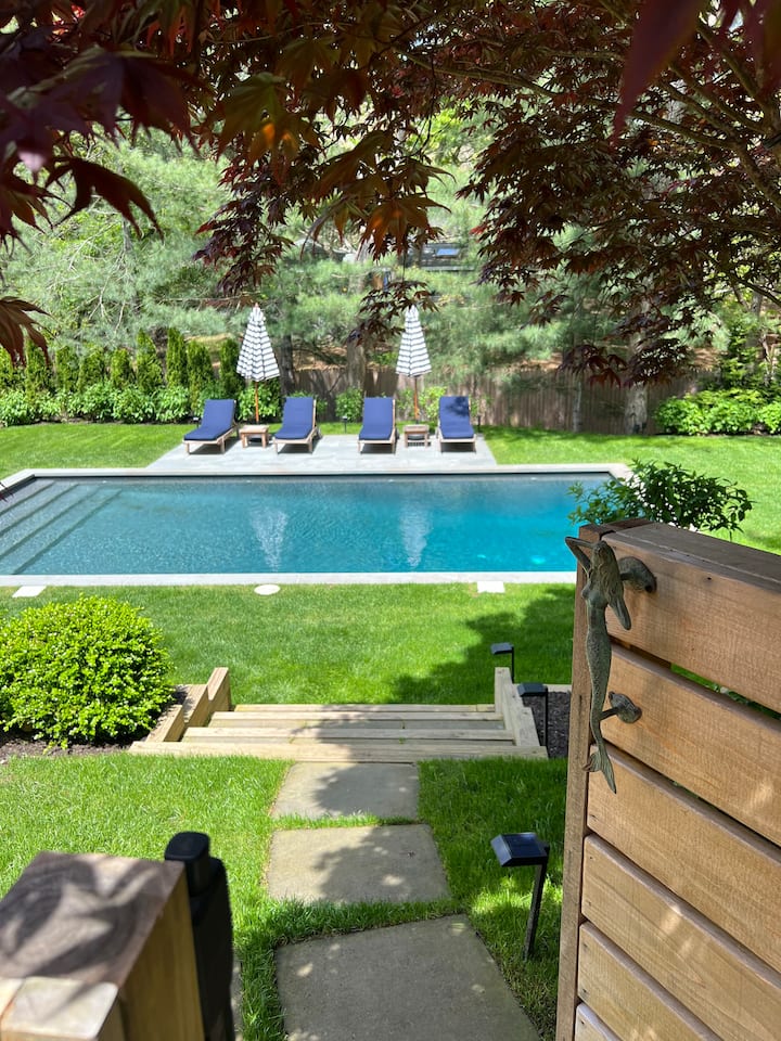 Chic & Secluded Thoughtfully Designed Saltbox - East Hampton, NY