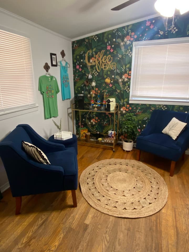 The Botanical Bnb - Fayetteville, NC