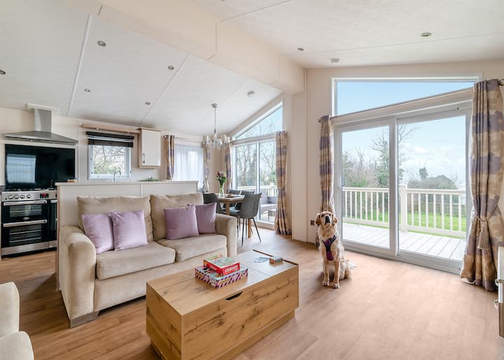 Cannington Lodge (Pet Friendly) - Cheddar