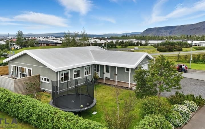 Perfect Family House - Selfoss