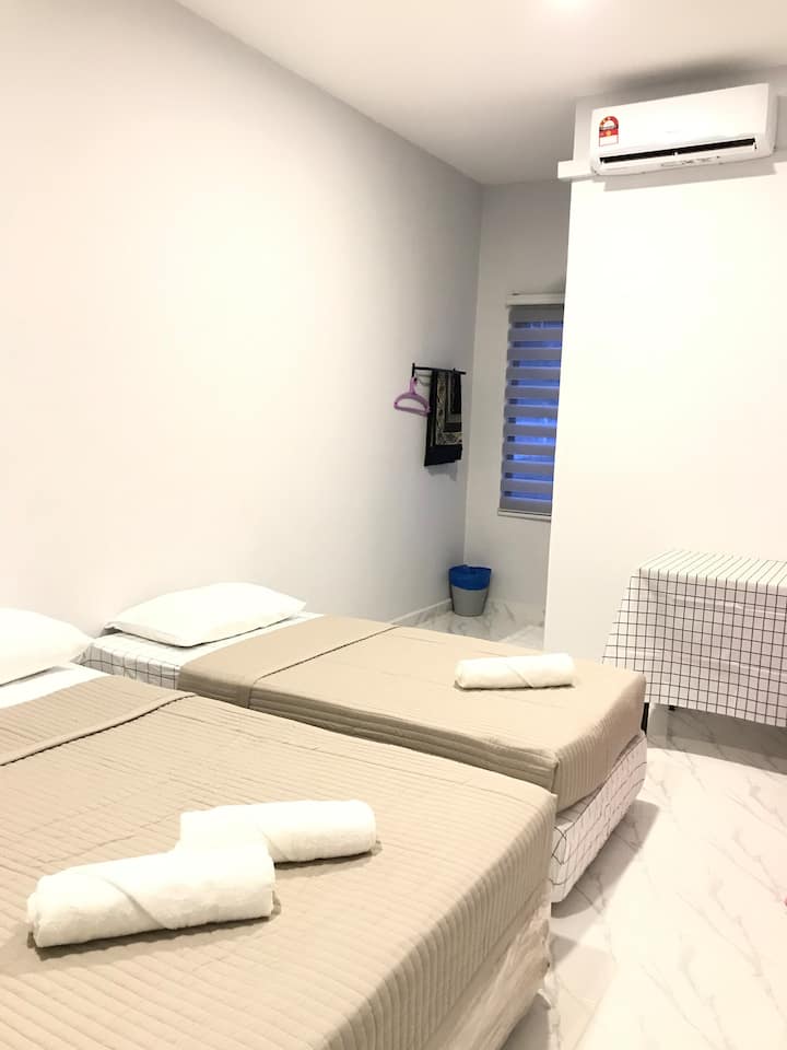 Bidara Cottage Roomstay (Triple Sharing Room) - Kuala Terengganu