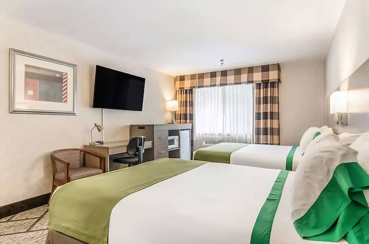 Pet-friendly Unit, Free Parking, Free Breakfast! - Poulsbo, WA