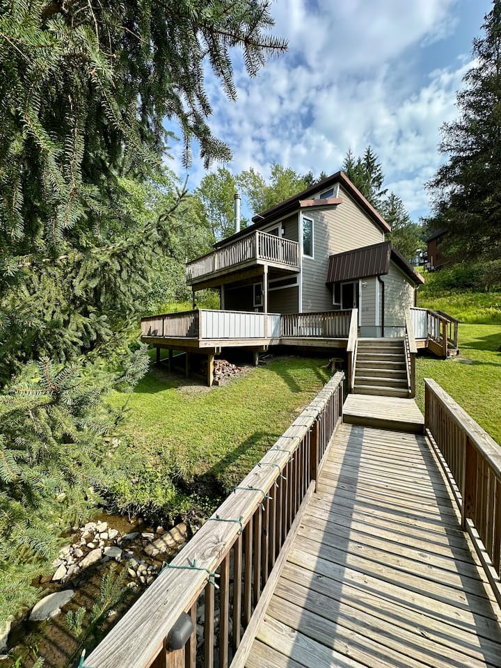 Creekside Chalet In Ellicottville - Ellicottville, NY