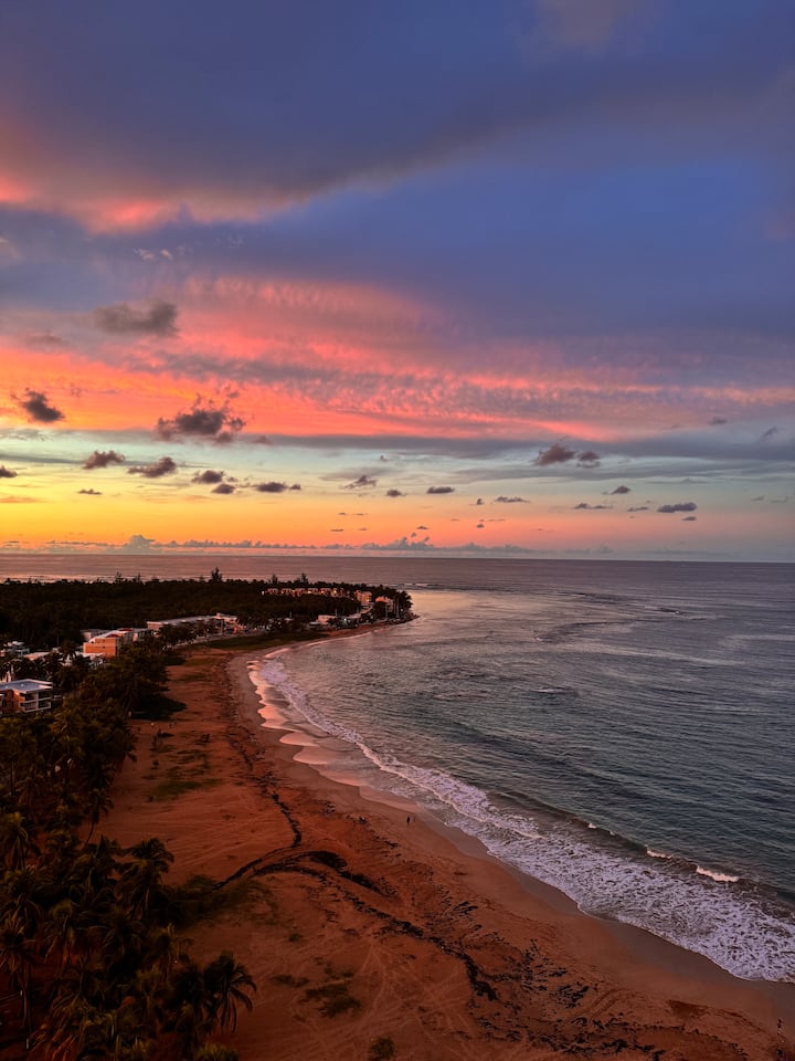 Beach Front, Luquillo. Best Apt. In Town - Luquillo