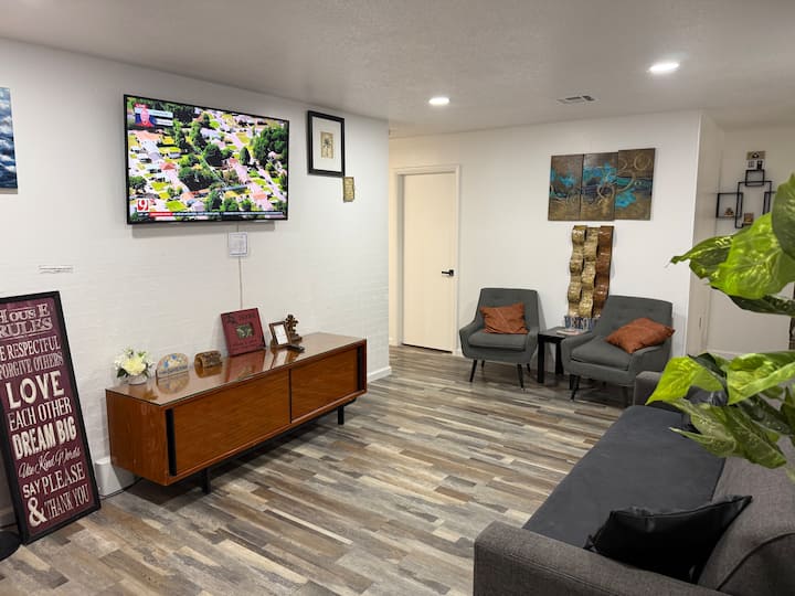 3br Comfort Home Wt Hottub, Wifi.  ‘N’ Smartv - Midwest City, OK