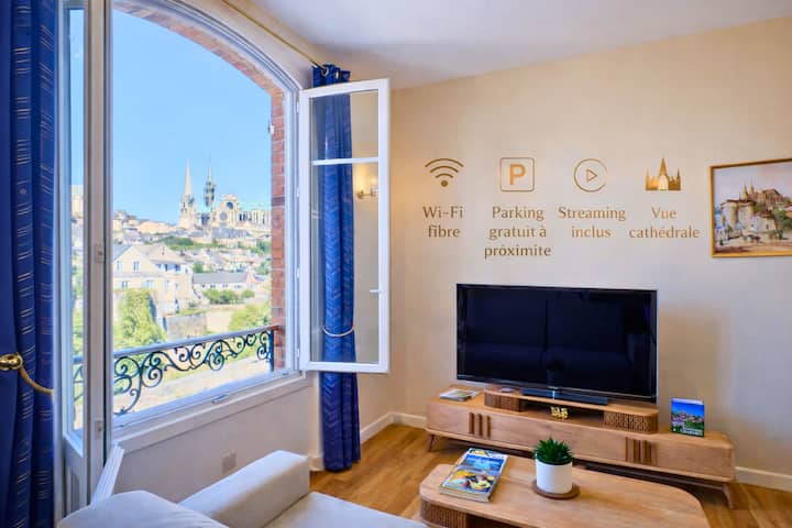 La Porte Enchantée - Vue Cathédrale - Parking - Chartres