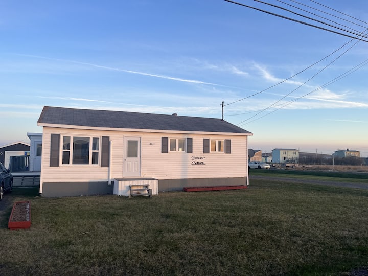 Saltwater Cottage - Canada