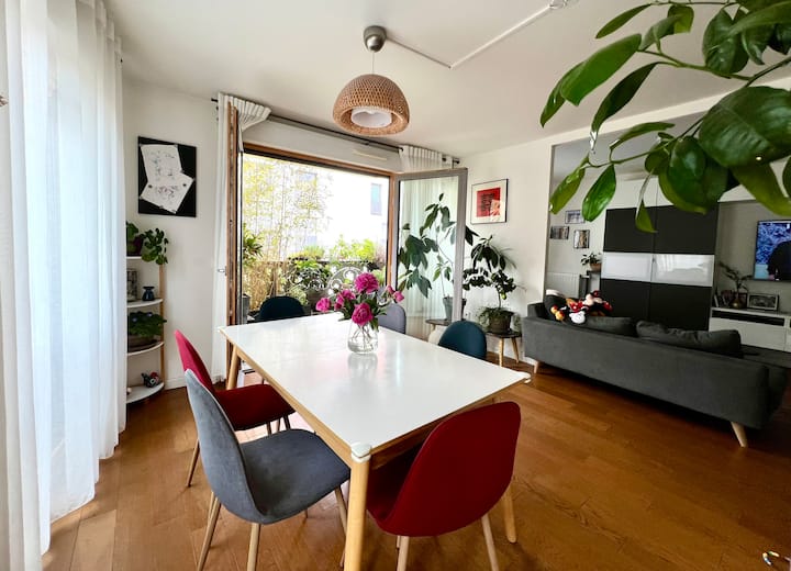 Eiffel Zone | Easy Access | Familyapt| Freeparking - ibis budget Issy Les Moulineaux Paris Ouest