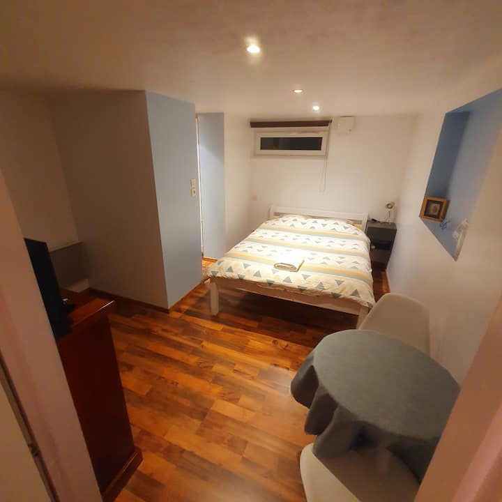 Chambre Avec Salle De Bain Et Wc Privés - Saint-Jory