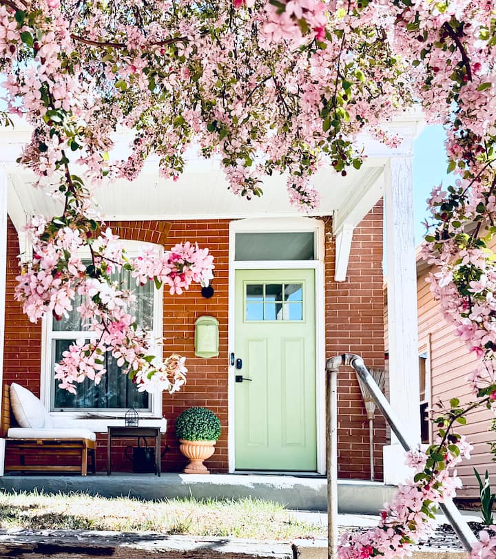 Historic Brick Bungalow - Wheat Ridge, CO