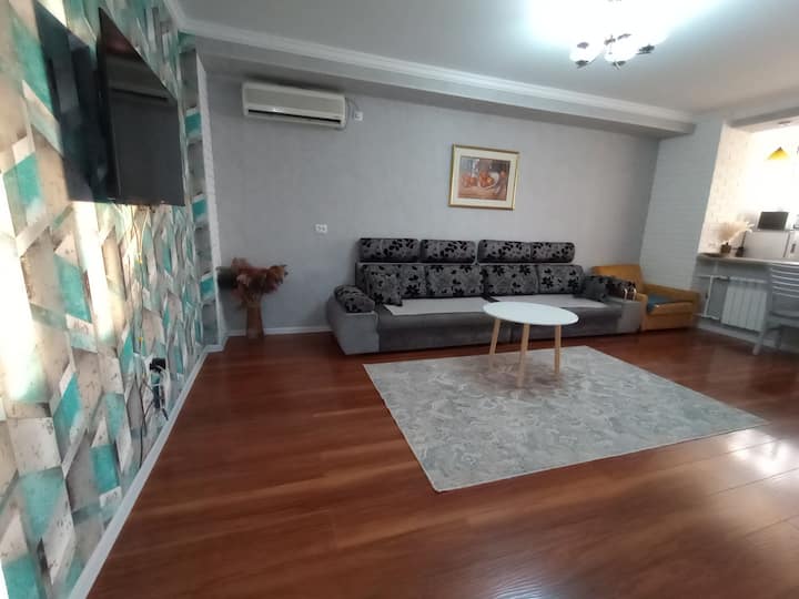 Clean Apartment. Cosmonauts Metro, Tsum. 2 Bedroom - Tashkent