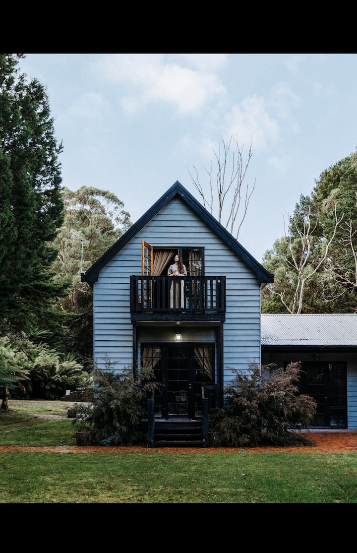 The Quarters 4, Vintage Filled Suite, Strahan - Strahan