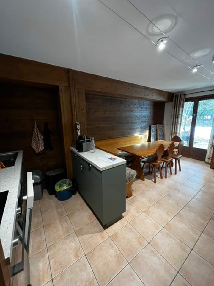 Triplex à 900 M Des Remontées Mécaniques - Haute-Savoie