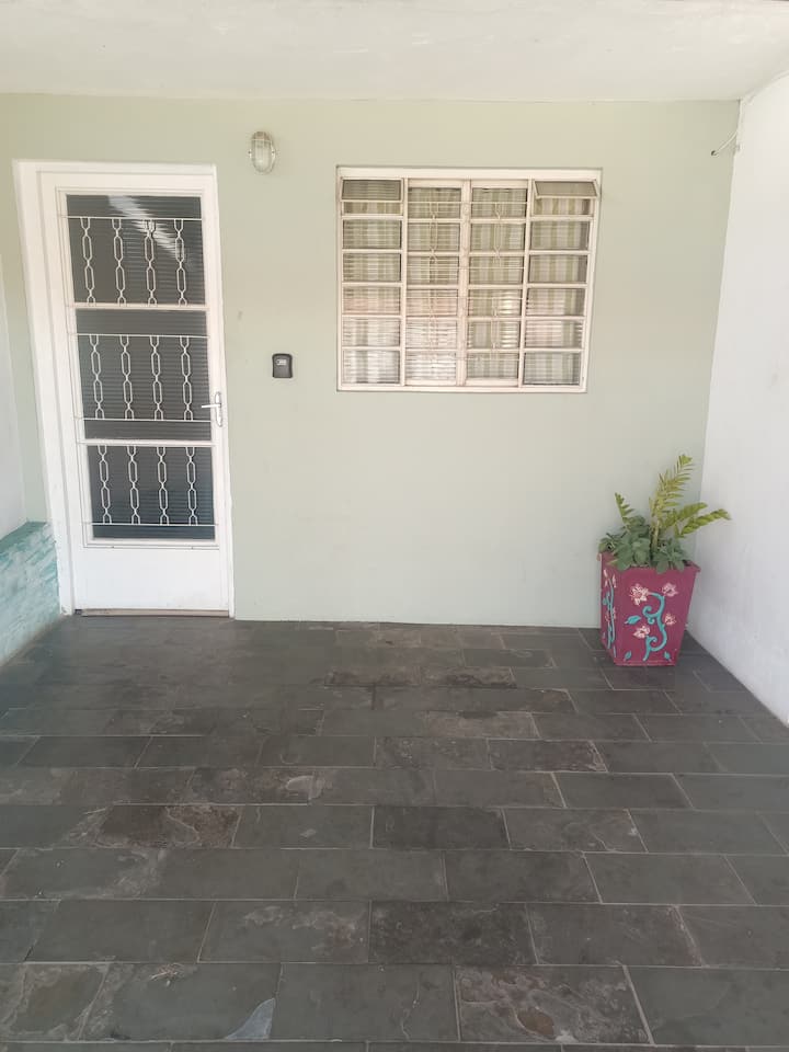 Casinha Miriam 2 (Frente Térreo) - Hortolândia