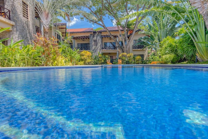 Beachside Coco Condo | Peloton | Stocked Kitchen - Playa Hermosa