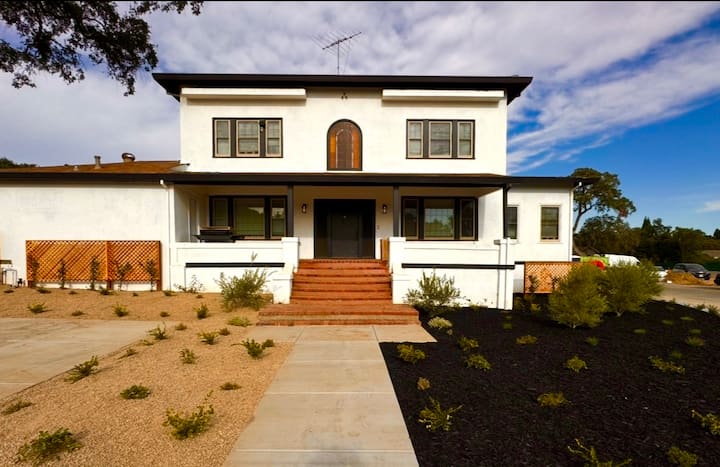 5 Bedrooms Event House - San Francisco Bay Area