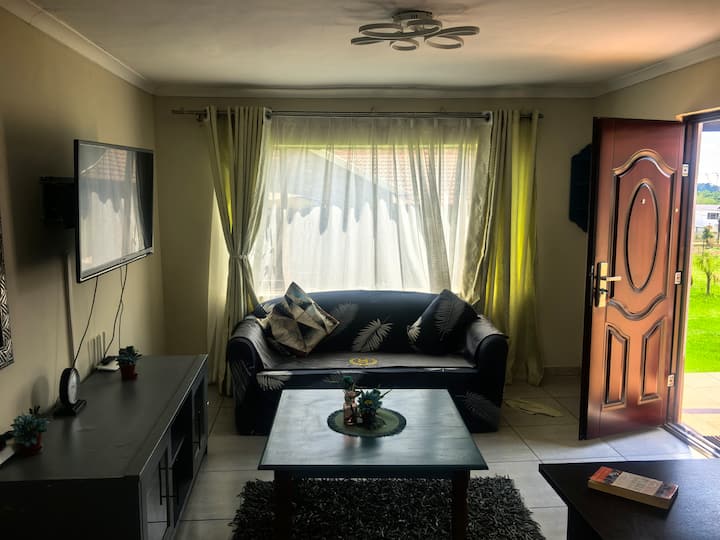 1br/1ba*gem*restfulbeds*mallofafrica*sleep2*dining - Tembisa