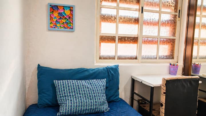 Single Room With A/c And Wi-fi Invoices Available - Monterrey