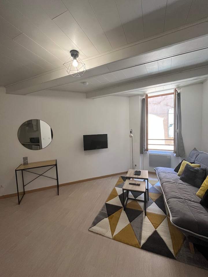 Joli Studio, Proche Du Tribunal - Narbonne