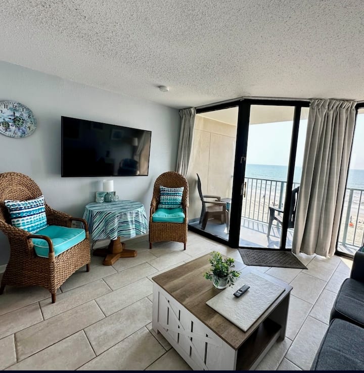 Oceanfront Dolphin Views - Myrtle Beach