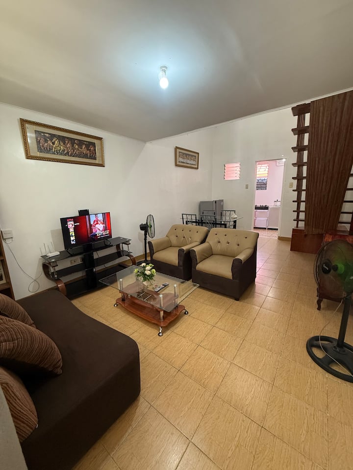 Affordable Apartment With 2 Bedrooms. - Calapán