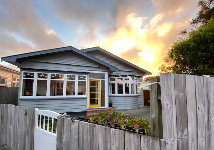 Cottage In Central Miramar (Pet Friendly) - Wellington