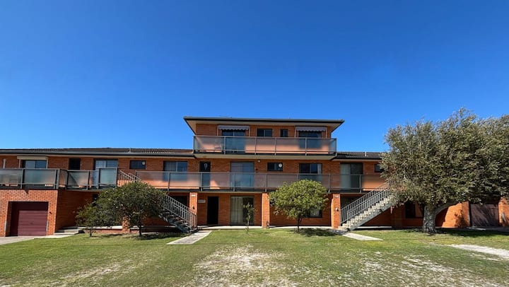 Cameo Court Unit 7 - South West Rocks - South West Rocks