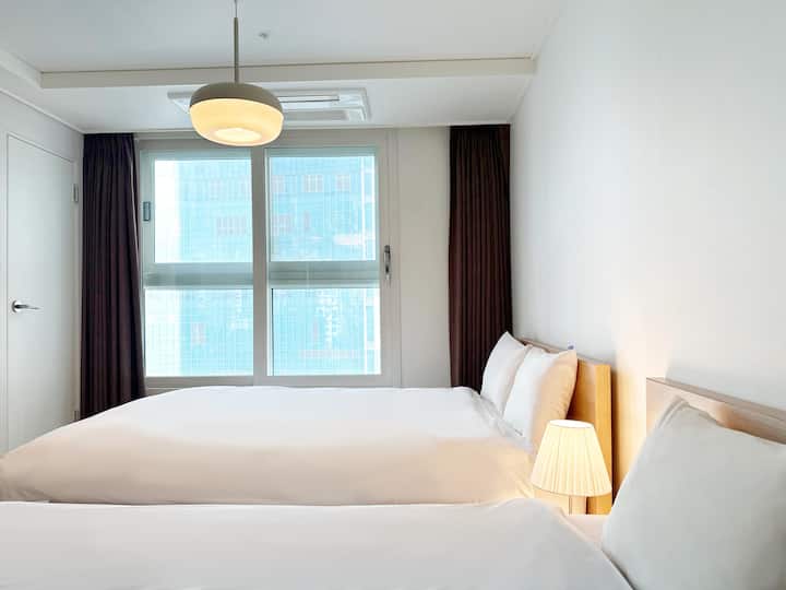 ｜W15｜#얼리체크인오후2시#엘시티와해변 1분#넷플릭스#호텔같은에어비앤비#출장여행#취사가능 - Busan