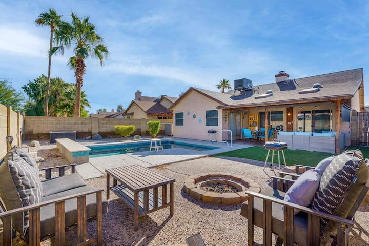 3 Bedroom 2 Bath | Sleeps 8 | With Pool Near Mall - Chandler