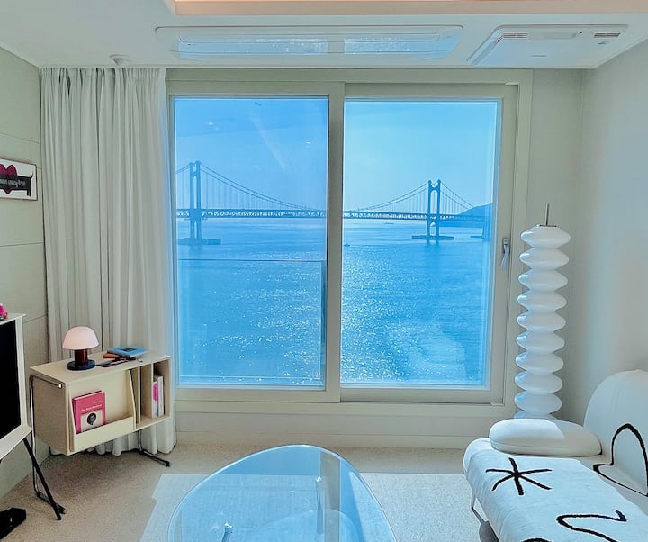 •Gwangan Bridge•2 Rooms •1 Iving Room •2queen Beds - Pusan