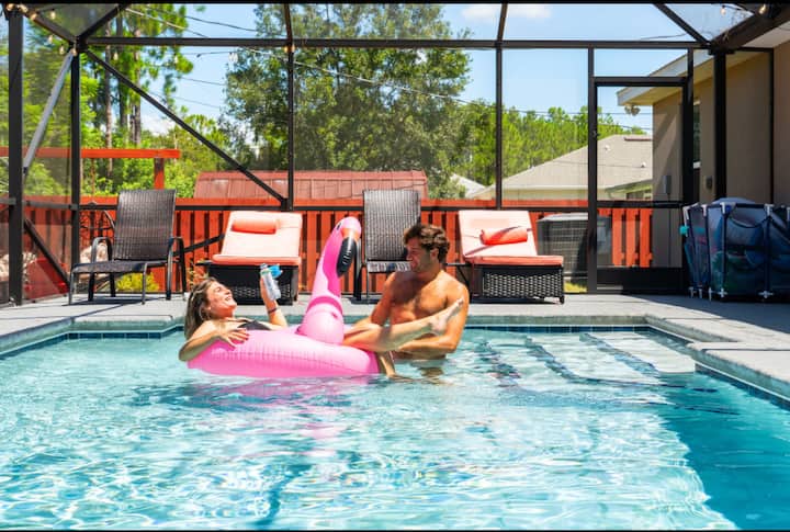 Pool Escape With 2 King Beds | And Game Room - Palm Bay, FL