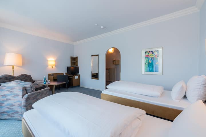 Economy Zweibettzimmer - Bad Homburg