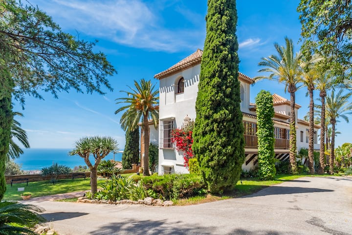 Cubo's Mountain Bayview Luxury Villa - Provincia de Málaga, España