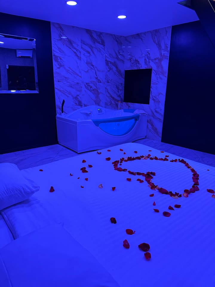 Triplex Avec Jacuzzi Et Sauna - Saint-Étienne